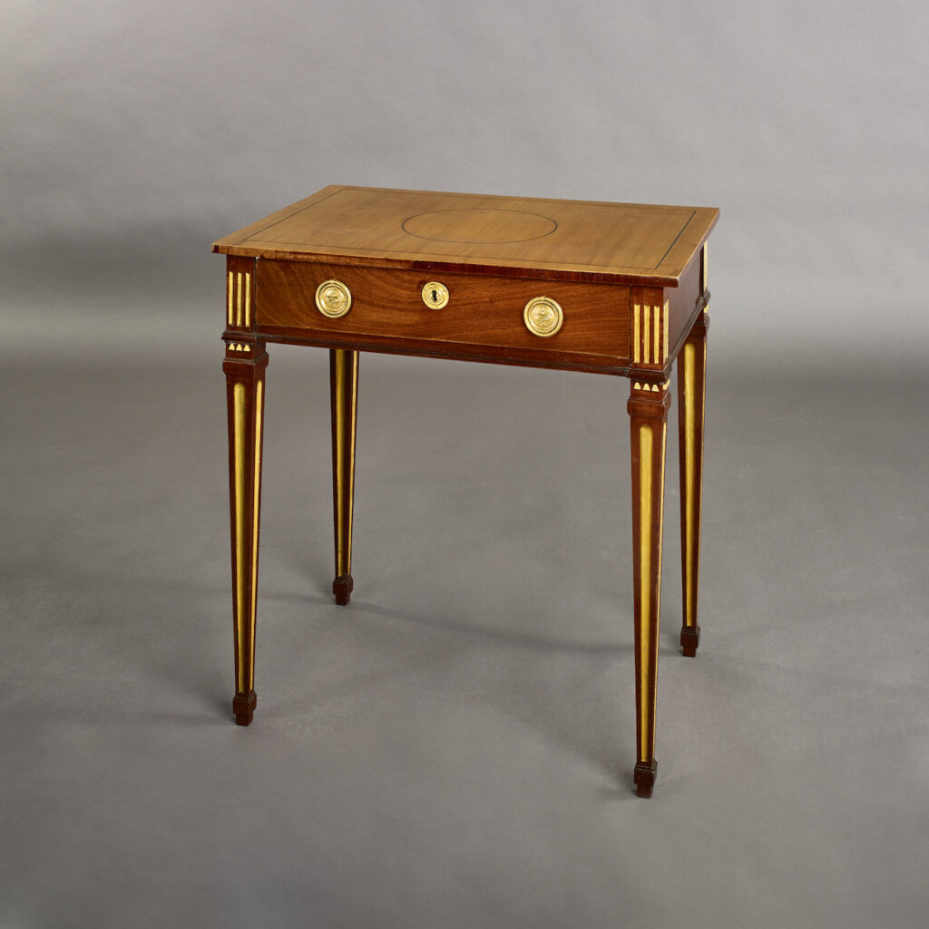 3941 BEDEUTENDER KONSOLTISCH TABLE DE MILLEU - Dr. Thomas Schmitz Avila